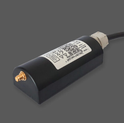 pole-mounted luminaire controller